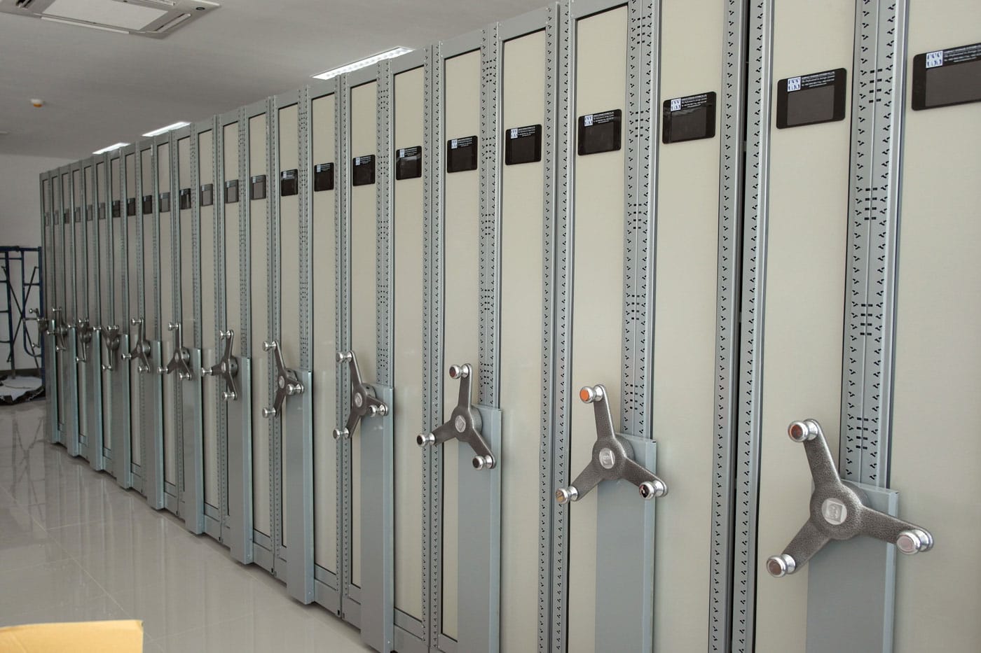 Compact Mobile system - Compact STORAGE SYSTEMS